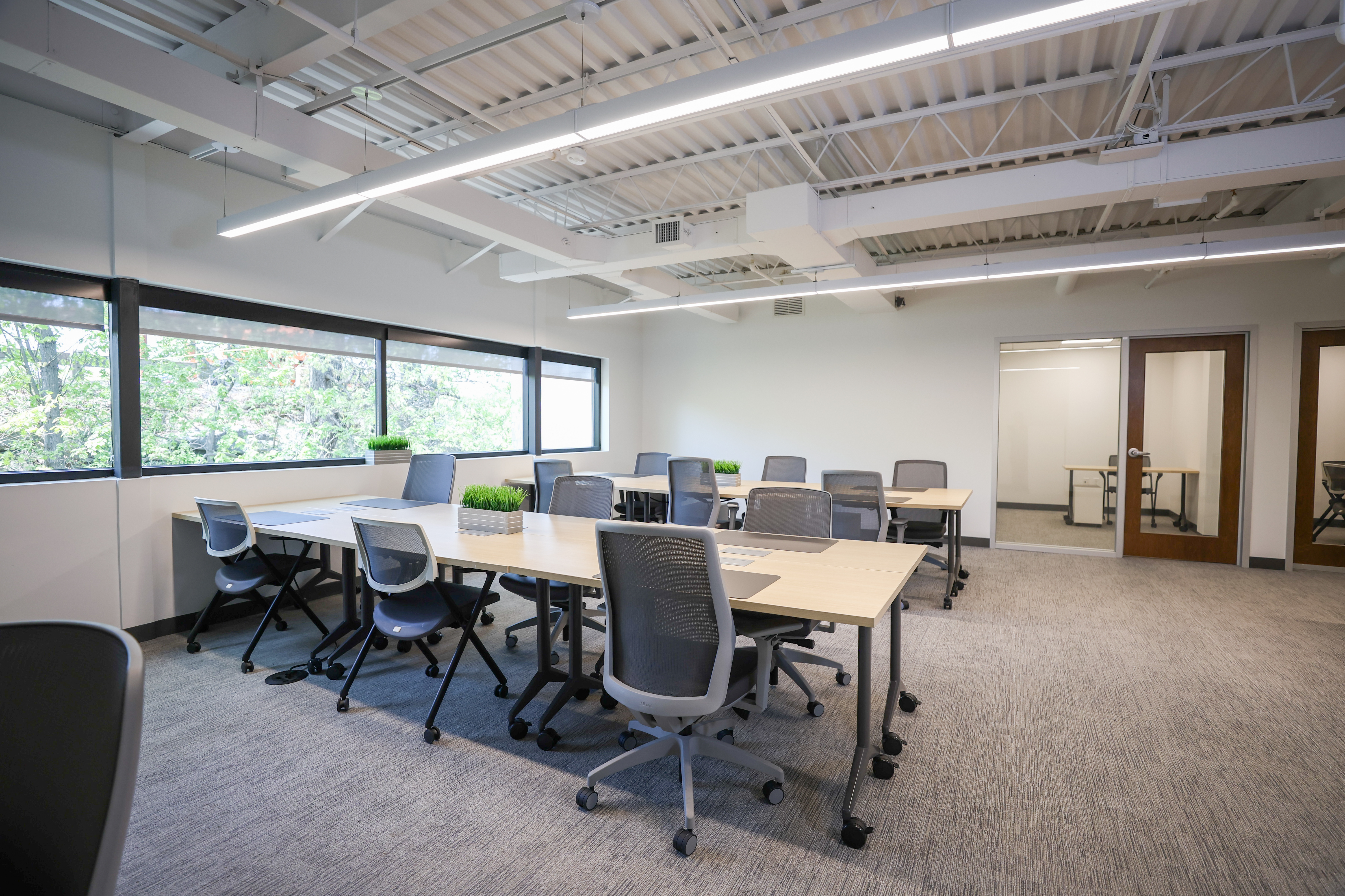 Average Office Size: How Much Office Space Do You Need